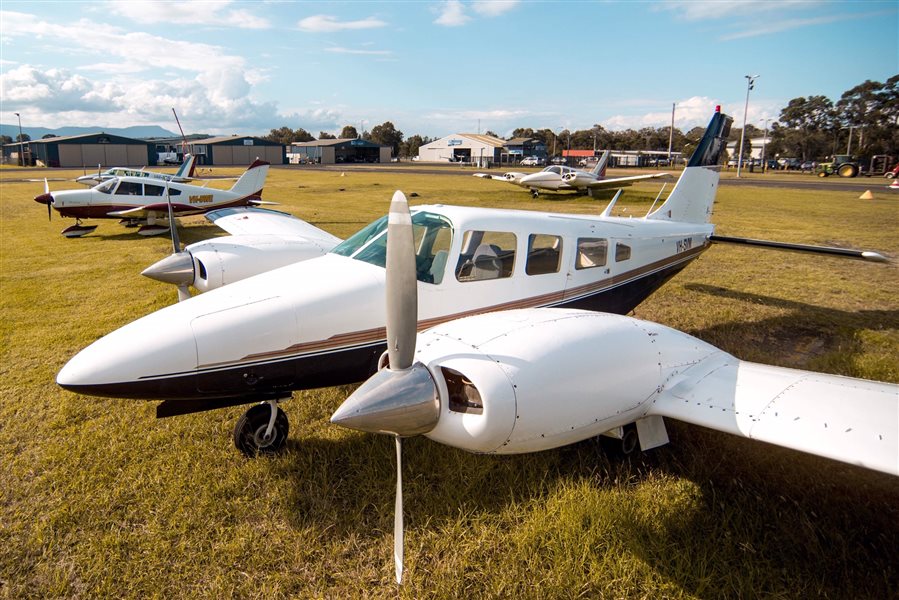 1975 Piper Seneca II with Seneca III engines and GW increase | Aircraft ...