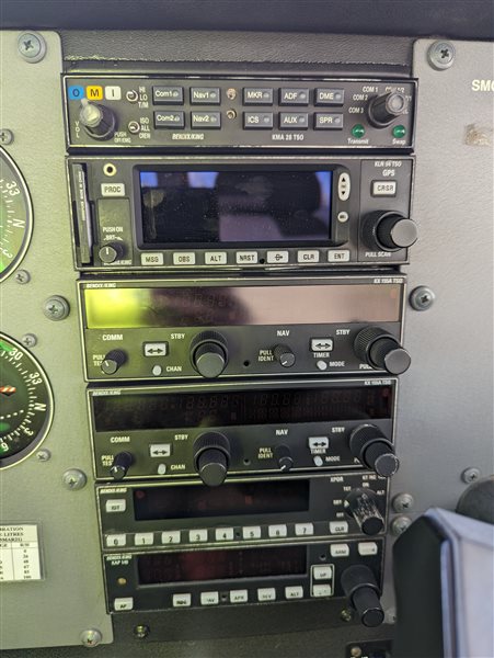 2001 Cessna 172 S | Aircraft Listing | Plane Sales Australia