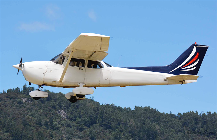 2000 Cessna 172R | Aircraft Listing | Plane Sales Australia